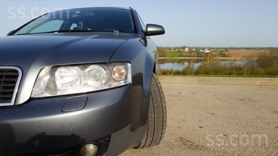 Pelēks Audi A4 2001 Dobele, ar dzinēja tilpumu 3.00 L un nobraukumu 305 tūkst. km par 3900 €, foto 12 vietnē AUTOMOTO.COM.LV