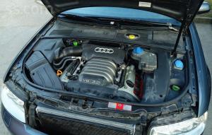 Pelēks Audi A4 2001 Dobele, ar dzinēja tilpumu 3.00 L un nobraukumu 305 tūkst. km par 3900 €, foto 13 vietnē AUTOMOTO.COM.LV