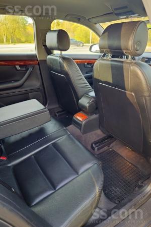 Pelēks Audi A4 2001 Dobele, ar dzinēja tilpumu 3.00 L un nobraukumu 305 tūkst. km par 3900 €, foto 22 vietnē AUTOMOTO.COM.LV