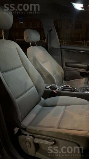 Grey Audi A4 2001 in Daugavpils, with an engine capacity of 1.90 L and mileage of 426 thousand km for 1300 €, photo 12 on AUTOMOTO.COM.LV
