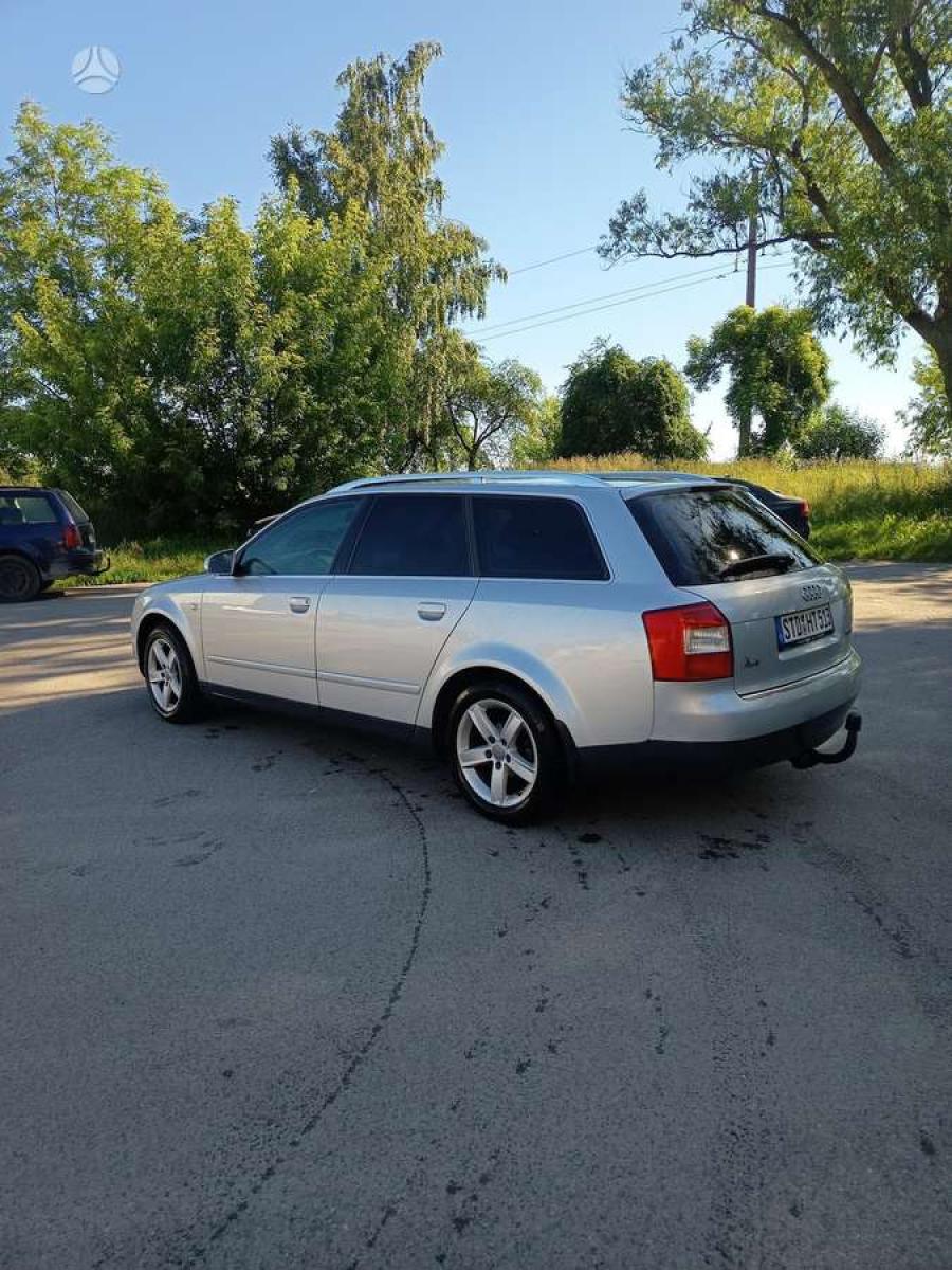 Pelēks Audi A4 2001 Marijampole, ar dzinēja tilpumu 1.90 L un nobraukumu 292 tūkst. km par 2300 €, foto 3 vietnē AUTOMOTO.COM.LV