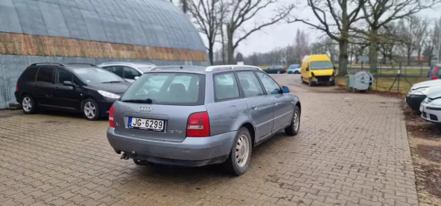 Pelēks Audi A4 2001 Valmiera, ar dzinēja tilpumu 1.90 L un nobraukumu 403 tūkst. km par 1400 €, foto 4 vietnē AUTOMOTO.COM.LV