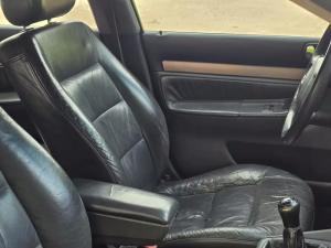 Pelēks Audi A4 2001 Grobiņa, ar dzinēja tilpumu 1.90 L un nobraukumu 393 tūkst. km par 1500 €, foto 18 vietnē AUTOMOTO.COM.LV