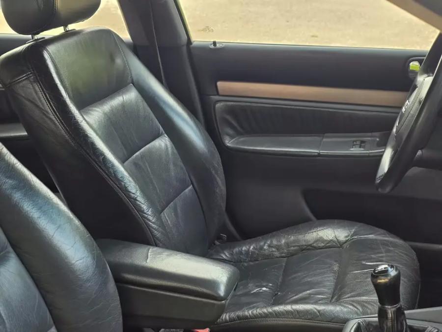 Pelēks Audi A4 2001 Grobiņa, ar dzinēja tilpumu 1.90 L un nobraukumu 393 tūkst. km par 1500 €, foto 18 vietnē AUTOMOTO.COM.LV