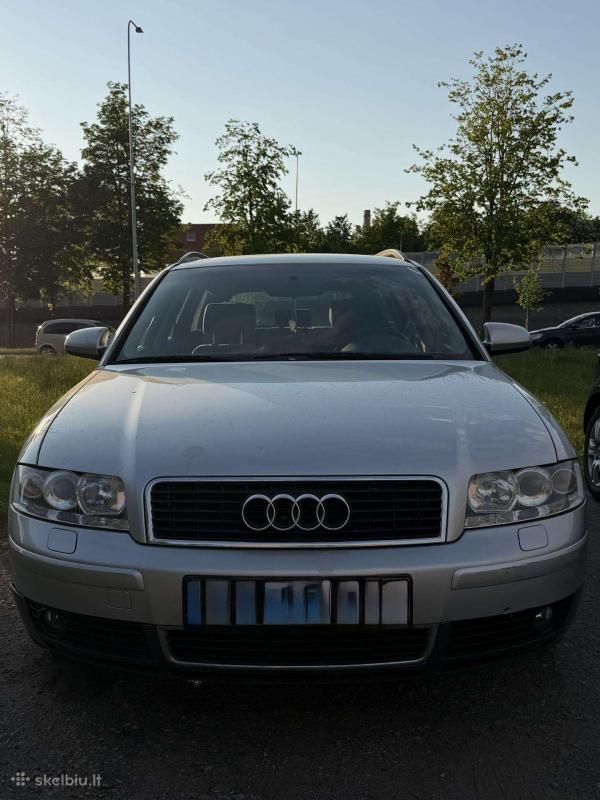 Pelēks Audi A4 2001 Klaipėda, ar dzinēja tilpumu 2.00 L un nobraukumu 298 tūkst. km par 1150 €, foto 1 vietnē AUTOMOTO.COM.LV