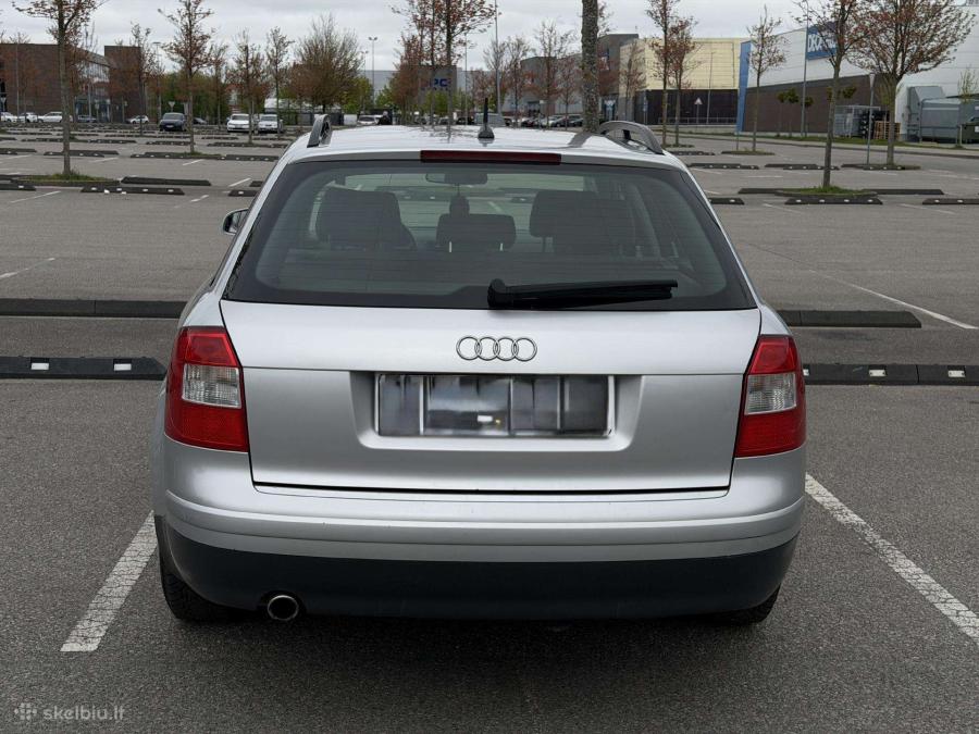 Pelēks Audi A4 2001 Klaipėda, ar dzinēja tilpumu 2.00 L un nobraukumu 298 tūkst. km par 1150 €, foto 3 vietnē AUTOMOTO.COM.LV