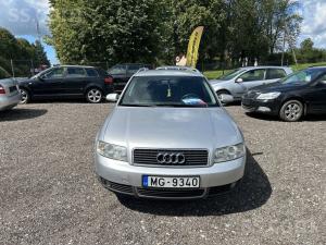 Pelēks Audi A4 2001 Limbaži, ar dzinēja tilpumu 1.90 L un nobraukumu 380 tūkst. km par 1350 €, foto 3 vietnē AUTOMOTO.COM.LV