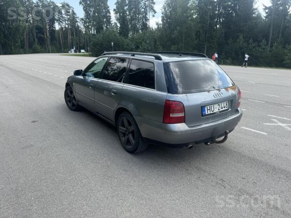 Pelēks Audi A4 2001 Madona, ar dzinēja tilpumu 1.80 L un nobraukumu 436 tūkst. km par 950 €, foto 3 vietnē AUTOMOTO.COM.LV
