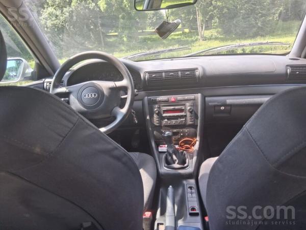 Серый Ауди А4 2001 в Талси, объемом двигателя 1.90 л и пробегом 392 тыс. км за 1200 €, фото 4 на AUTOMOTO.COM.LV