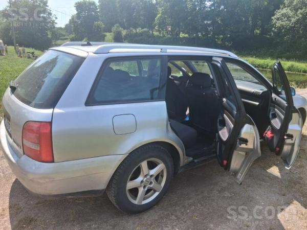 Pelēks Audi A4 2001 Talsi, ar dzinēja tilpumu 1.90 L un nobraukumu 392 tūkst. km par 1200 €, foto 2 vietnē AUTOMOTO.COM.LV