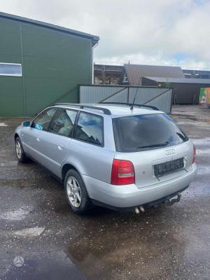 Pelēks Audi A4 2001 Telšiai, ar dzinēja tilpumu 1.90 L un nobraukumu 564 tūkst. km par 650 €, foto 3 vietnē AUTOMOTO.COM.LV