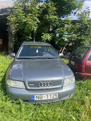 Pelēks Audi A4 2001 Madona, ar dzinēja tilpumu 1.90 L un nobraukumu 420 tūkst. km par 950 €, foto 1 vietnē AUTOMOTO.COM.LV
