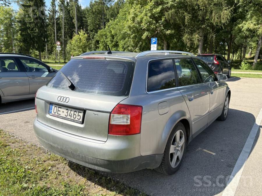Pelēks Audi A4 2001 Jēkabpils, ar dzinēja tilpumu 2.50 L un nobraukumu 319 tūkst. km par 2000 €, foto 4 vietnē AUTOMOTO.COM.LV