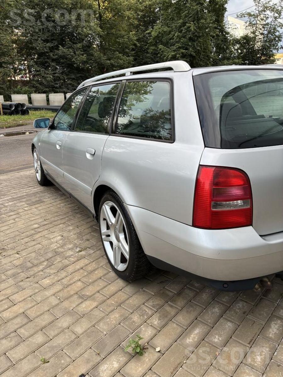 Grey Audi A4 2001 in Riga, with an engine capacity of 1.90 L and mileage of 343 thousand km for 2550 €, photo 8 on AUTOMOTO.COM.LV