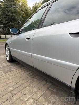 Grey Audi A4 2001 in Riga, with an engine capacity of 1.90 L and mileage of 343 thousand km for 2550 €, photo 9 on AUTOMOTO.COM.LV