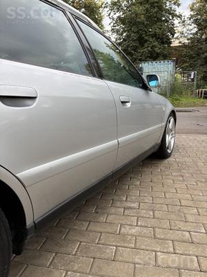 Grey Audi A4 2001 in Riga, with an engine capacity of 1.90 L and mileage of 343 thousand km for 2550 €, photo 10 on AUTOMOTO.COM.LV