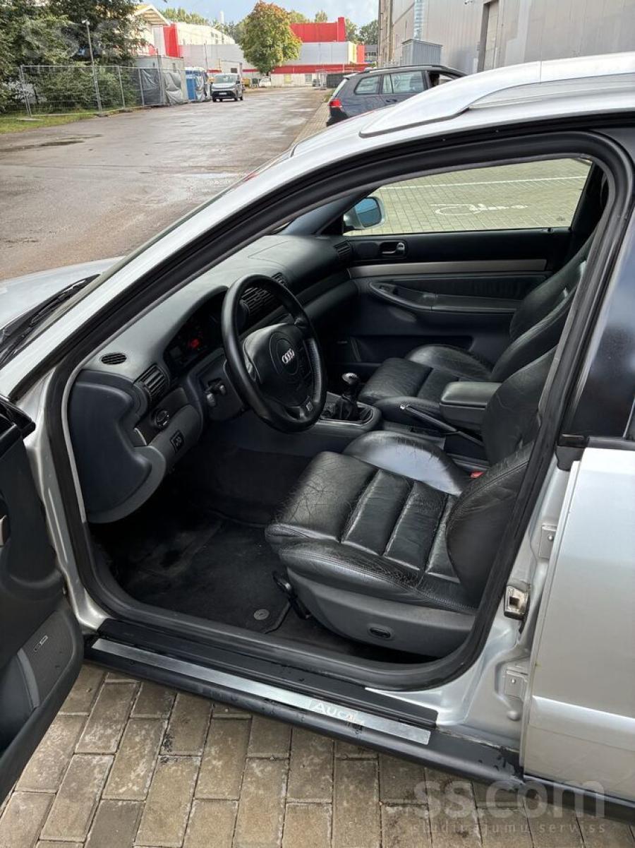 Grey Audi A4 2001 in Riga, with an engine capacity of 1.90 L and mileage of 343 thousand km for 2550 €, photo 13 on AUTOMOTO.COM.LV