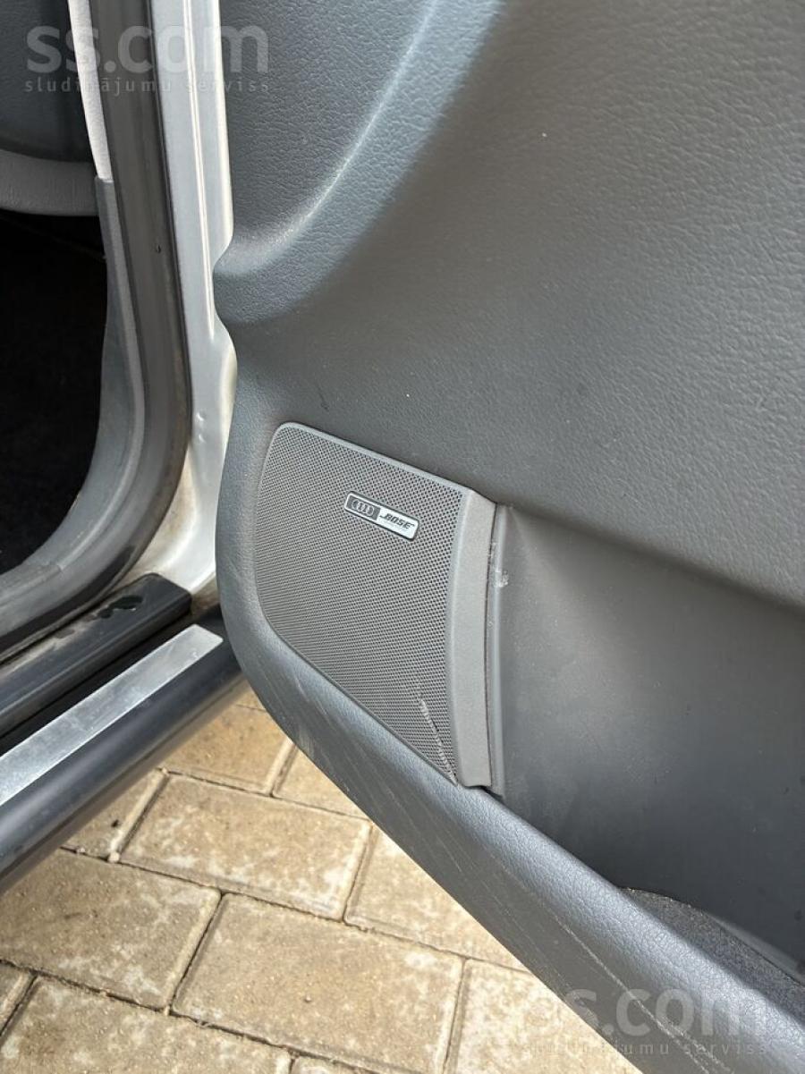Grey Audi A4 2001 in Riga, with an engine capacity of 1.90 L and mileage of 343 thousand km for 2550 €, photo 18 on AUTOMOTO.COM.LV