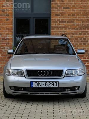 Pelēks Audi A4 2001 Rīga, ar dzinēja tilpumu 1.80 L un nobraukumu 347 tūkst. km par 4000 €, foto 3 vietnē AUTOMOTO.COM.LV