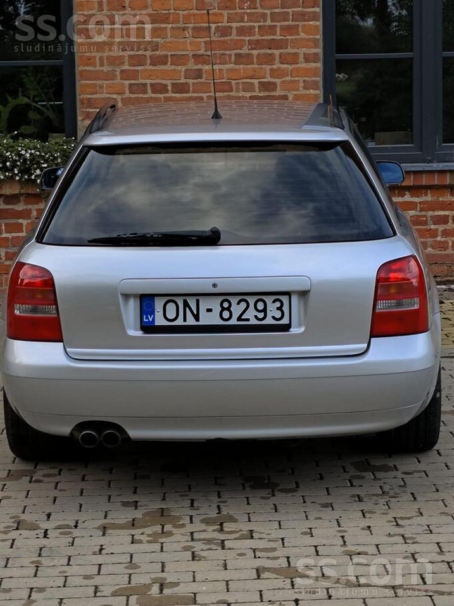 Pelēks Audi A4 2001 Rīga, ar dzinēja tilpumu 1.80 L un nobraukumu 347 tūkst. km par 4000 €, foto 7 vietnē AUTOMOTO.COM.LV