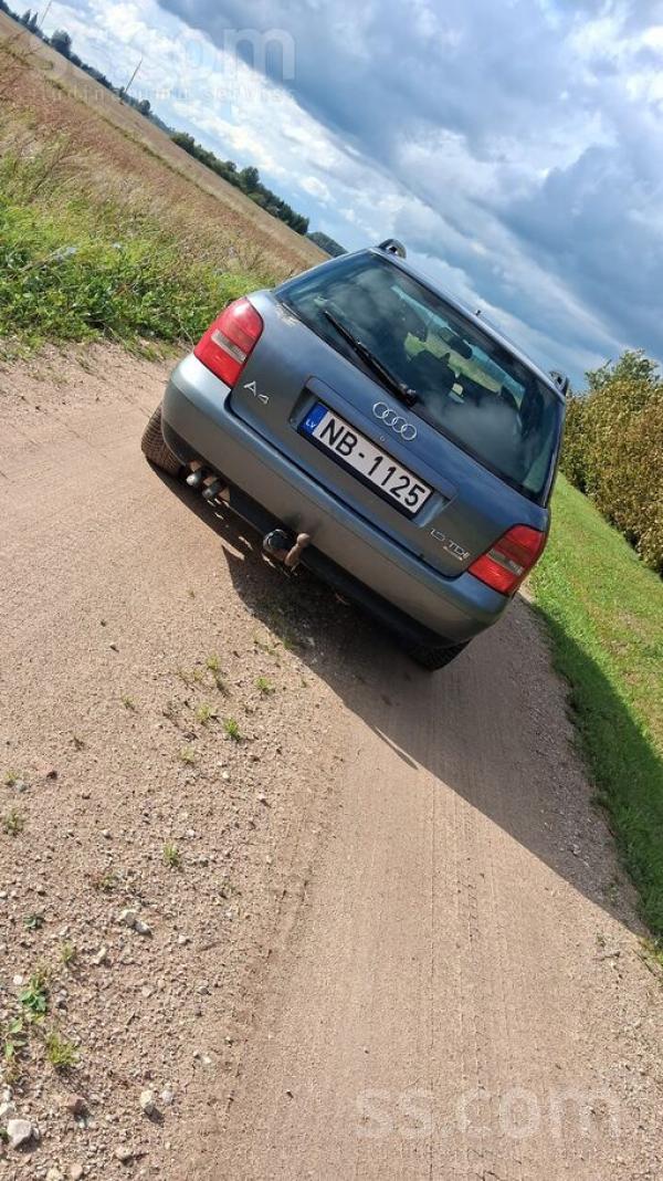Ауди А4 2001 в Балви на AUTOMOTO.COM.LV Серый Ауди А4 2001 в Балви, объемом двигателя 1.90 л и пробегом 421 тыс. км за 2500 €, фото 7 на AUTOMOTO.COM.LV
