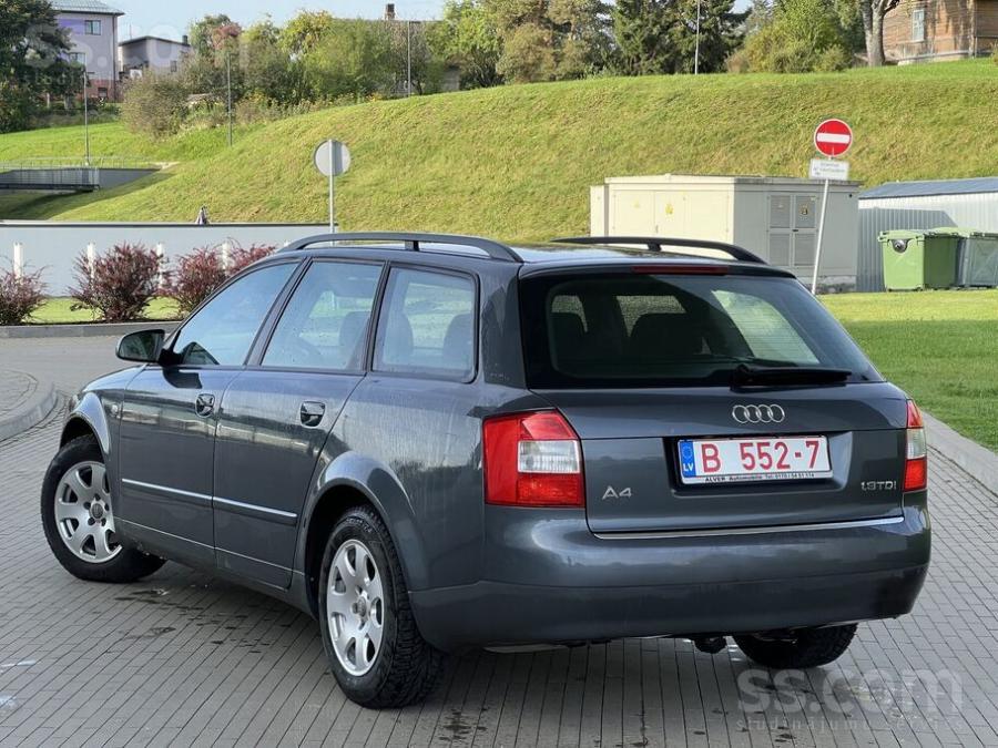 Pelēks Audi A4 2001 Rēzekne, ar dzinēja tilpumu 1.90 L un nobraukumu 302 tūkst. km par 3499 €, foto 5 vietnē AUTOMOTO.COM.LV