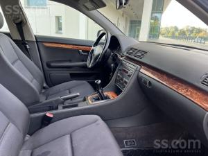 Pelēks Audi A4 2001 Rēzekne, ar dzinēja tilpumu 1.90 L un nobraukumu 302 tūkst. km par 3499 €, foto 10 vietnē AUTOMOTO.COM.LV