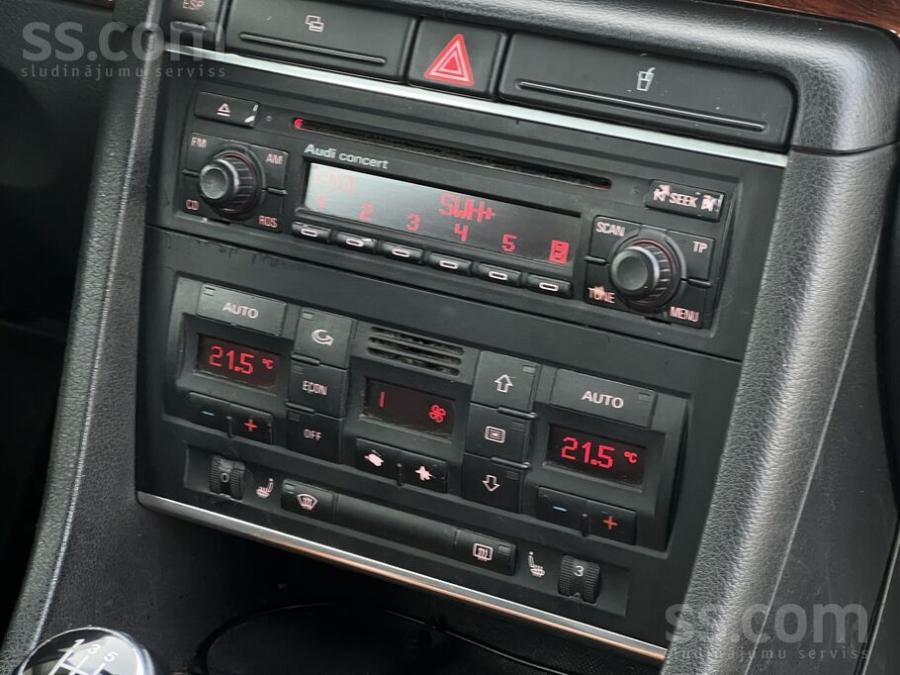 Pelēks Audi A4 2001 Rēzekne, ar dzinēja tilpumu 1.90 L un nobraukumu 302 tūkst. km par 3499 €, foto 16 vietnē AUTOMOTO.COM.LV