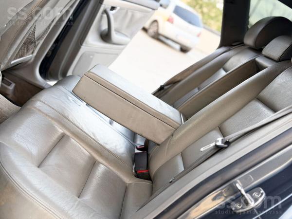 Pelēks Audi A4 2001 Rīga, ar dzinēja tilpumu 1.90 L un nobraukumu 0 tūkst. km par 1590 €, foto 10 vietnē AUTOMOTO.COM.LV