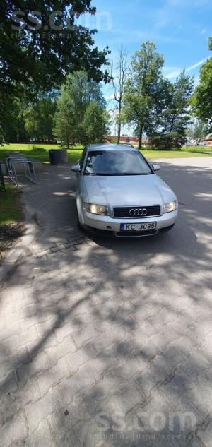 Pelēks Audi A4 2002 Valmiera, ar dzinēja tilpumu 2.50 L un nobraukumu 292 tūkst. km par 850 €, foto 2 vietnē AUTOMOTO.COM.LV