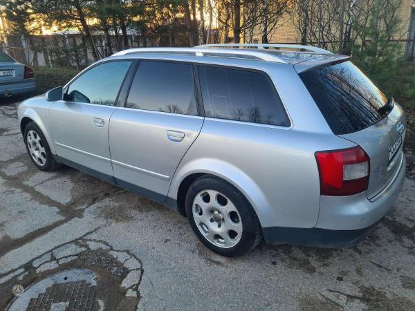 Grey Audi A4 2002 in Vilnius, with an engine capacity of 2.50 L and mileage of 372 thousand km for 1200 €, photo 3 on AUTOMOTO.COM.LV