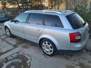 Pelēks Audi A4 2002 Viļņa, ar dzinēja tilpumu 2.50 L un nobraukumu 372 tūkst. km par 1200 €, foto 3 vietnē AUTOMOTO.COM.LV