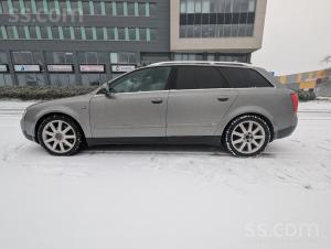 Pelēks Audi A4 2002 Rīga, ar dzinēja tilpumu 2.50 L un nobraukumu 316 tūkst. km par 1700 €, foto 3 vietnē AUTOMOTO.COM.LV