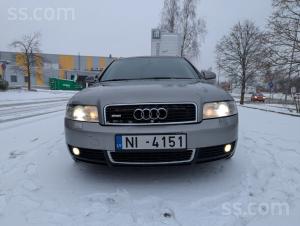 Pelēks Audi A4 2002 Rīga, ar dzinēja tilpumu 2.50 L un nobraukumu 316 tūkst. km par 1700 €, foto 5 vietnē AUTOMOTO.COM.LV