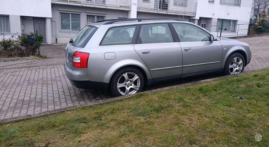 Grey Audi A4 2002 in Vilnius, with an engine capacity of 1.90 L and mileage of 300 thousand km for 1490 €, photo 5 on AUTOMOTO.COM.LV