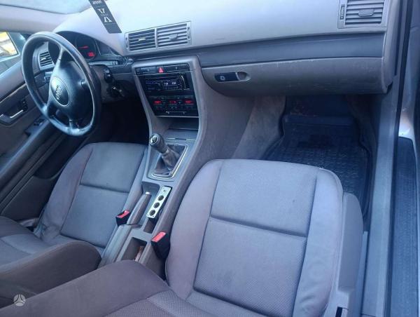 Grey Audi A4 2002 in Vilnius, with an engine capacity of 1.90 L and mileage of 300 thousand km for 1490 €, photo 10 on AUTOMOTO.COM.LV