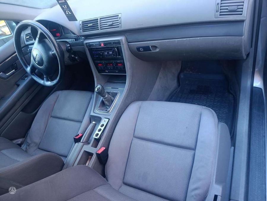 Grey Audi A4 2002 in Vilnius, with an engine capacity of 1.90 L and mileage of 300 thousand km for 1490 €, photo 10 on AUTOMOTO.COM.LV