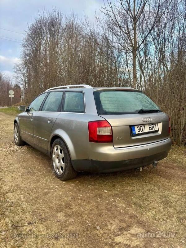 Pelēks Audi A4 2002 Tallina, ar dzinēja tilpumu 1.90 L un nobraukumu 360 tūkst. km par 1999 €, foto 2 vietnē AUTOMOTO.COM.LV