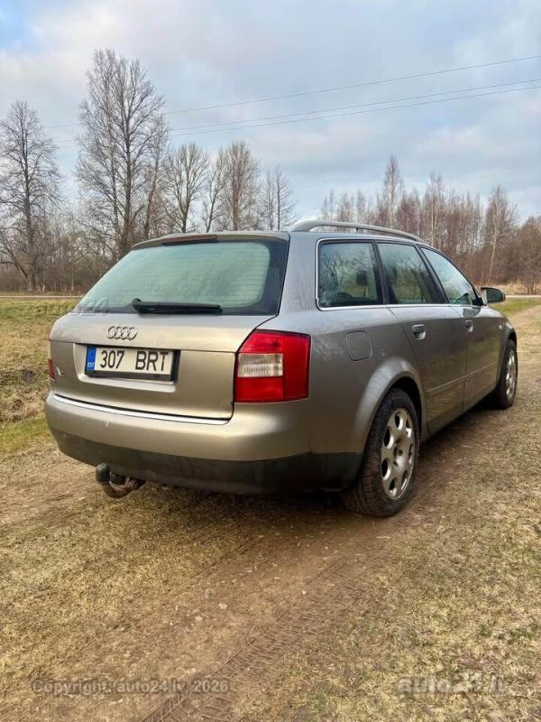 Pelēks Audi A4 2002 Tallina, ar dzinēja tilpumu 1.90 L un nobraukumu 360 tūkst. km par 1999 €, foto 4 vietnē AUTOMOTO.COM.LV