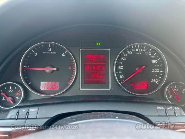 Pelēks Audi A4 2002 Tallina, ar dzinēja tilpumu 1.90 L un nobraukumu 360 tūkst. km par 1999 €, foto 6 vietnē AUTOMOTO.COM.LV
