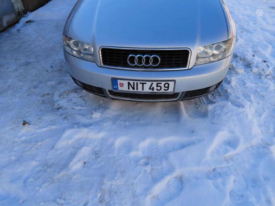 Pelēks Audi A4 2002 Alīta, ar dzinēja tilpumu 1.90 L un nobraukumu 520 tūkst. km par 999 €, foto 1 vietnē AUTOMOTO.COM.LV