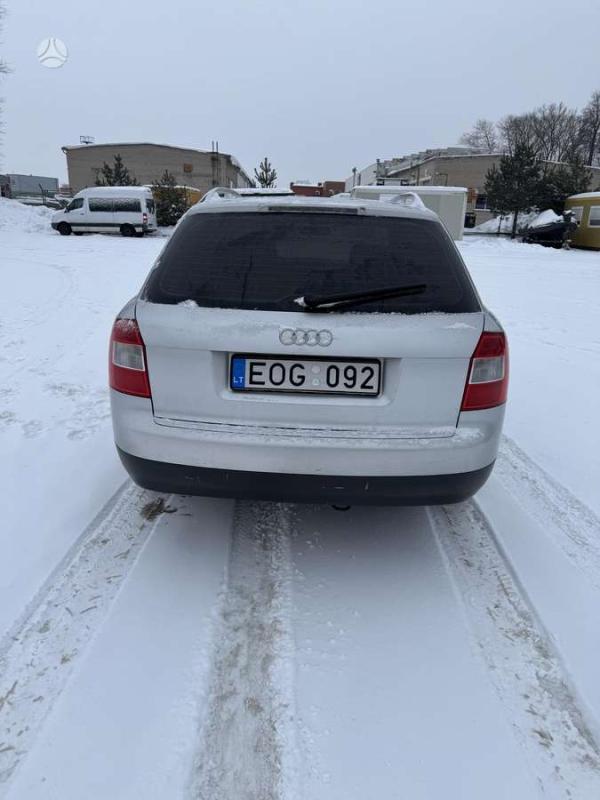 Pelēks Audi A4 2002 Klaipėda, ar dzinēja tilpumu 1.90 L un nobraukumu 327 tūkst. km par 1800 €, foto 5 vietnē AUTOMOTO.COM.LV