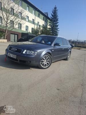Pelēks Audi A4 2002 Viļņa, ar dzinēja tilpumu 2.50 L un nobraukumu 338 tūkst. km par 2500 €, foto 4 vietnē AUTOMOTO.COM.LV