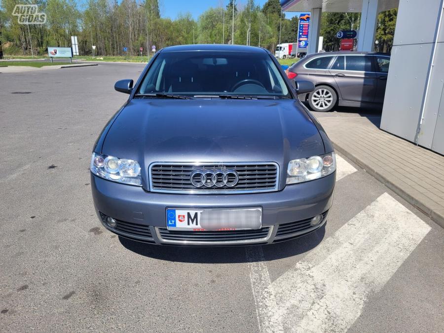Grey Audi A4 2002 in Vilnius, with an engine capacity of 1.90 L and mileage of 220 thousand km for 1850 €, photo 4 on AUTOMOTO.COM.LV