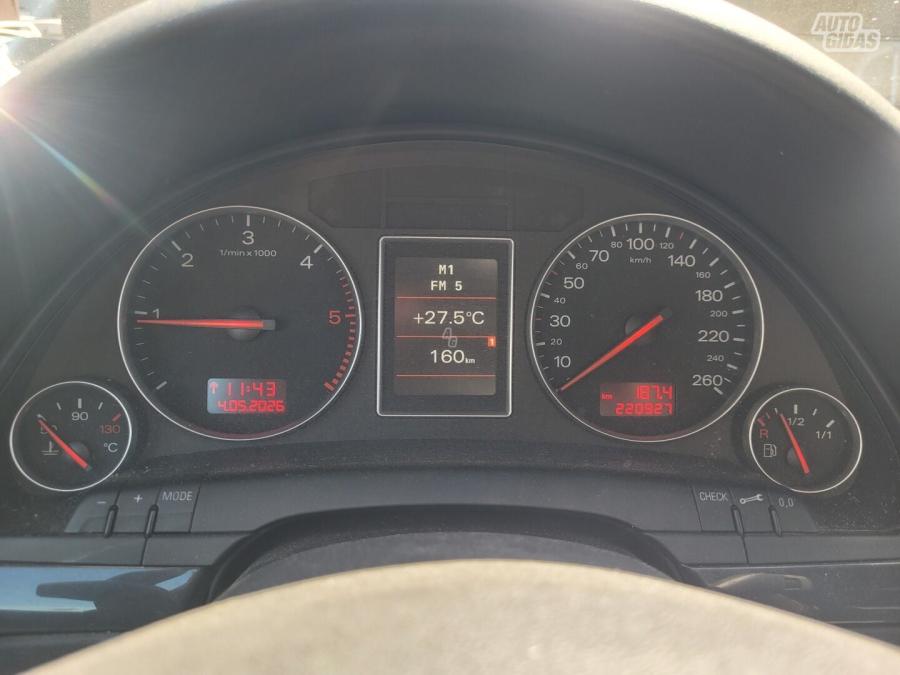Grey Audi A4 2002 in Vilnius, with an engine capacity of 1.90 L and mileage of 220 thousand km for 1850 €, photo 12 on AUTOMOTO.COM.LV