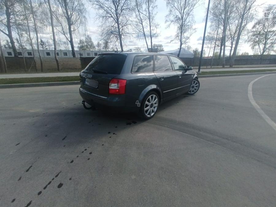 Grey Audi A4 2002 in Vilnius, with an engine capacity of 1.90 L and mileage of 220 thousand km for 1850 €, photo 21 on AUTOMOTO.COM.LV