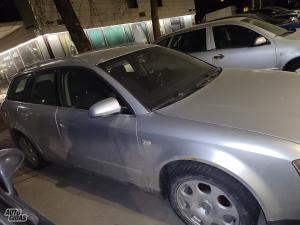 Серый Ауди А4 2002 в Каунас, объемом двигателя 1.90 л и пробегом 328 тыс. км за 1300 €, фото 4 на AUTOMOTO.COM.LV
