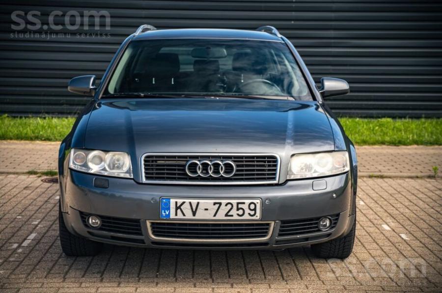 Grey Audi A4 2002 in Riga, with an engine capacity of 2.50 L and mileage of 352 thousand km for 1490 €, photo 3 on AUTOMOTO.COM.LV