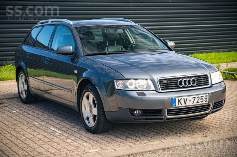 Grey Audi A4 2002 in Riga, with an engine capacity of 2.50 L and mileage of 352 thousand km for 1490 €, photo 4 on AUTOMOTO.COM.LV