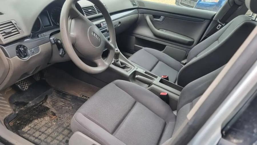 Grey Audi A4 2002 in Cesis, with an engine capacity of 1.90 L and mileage of 424 thousand km for 1800 €, photo 16 on AUTOMOTO.COM.LV